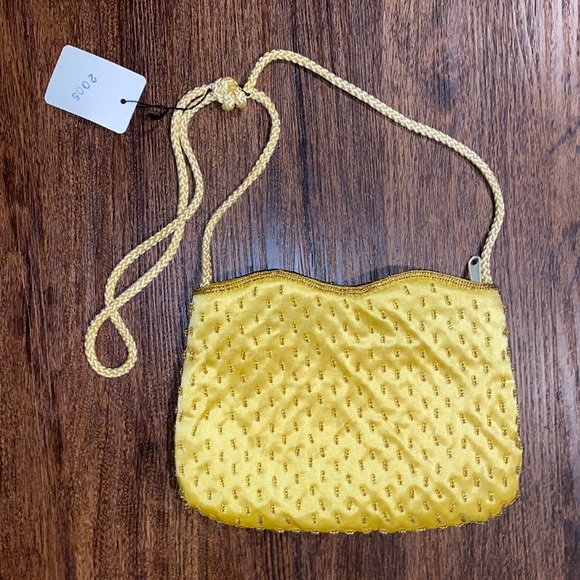 Magid | Bags | Magid Yellow Wgold Sequin Detail Beaded Crossbody Purse ...